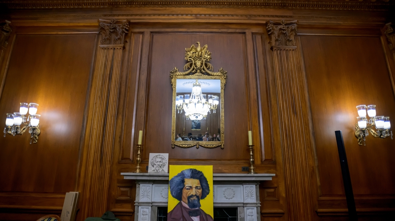 House renames press gallery after Frederick Douglass in bipartisan ...