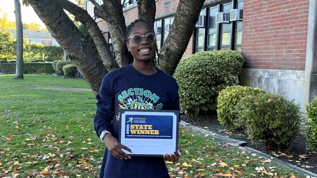 Way to Go! Long Island students named state Heisman winners - Newsday