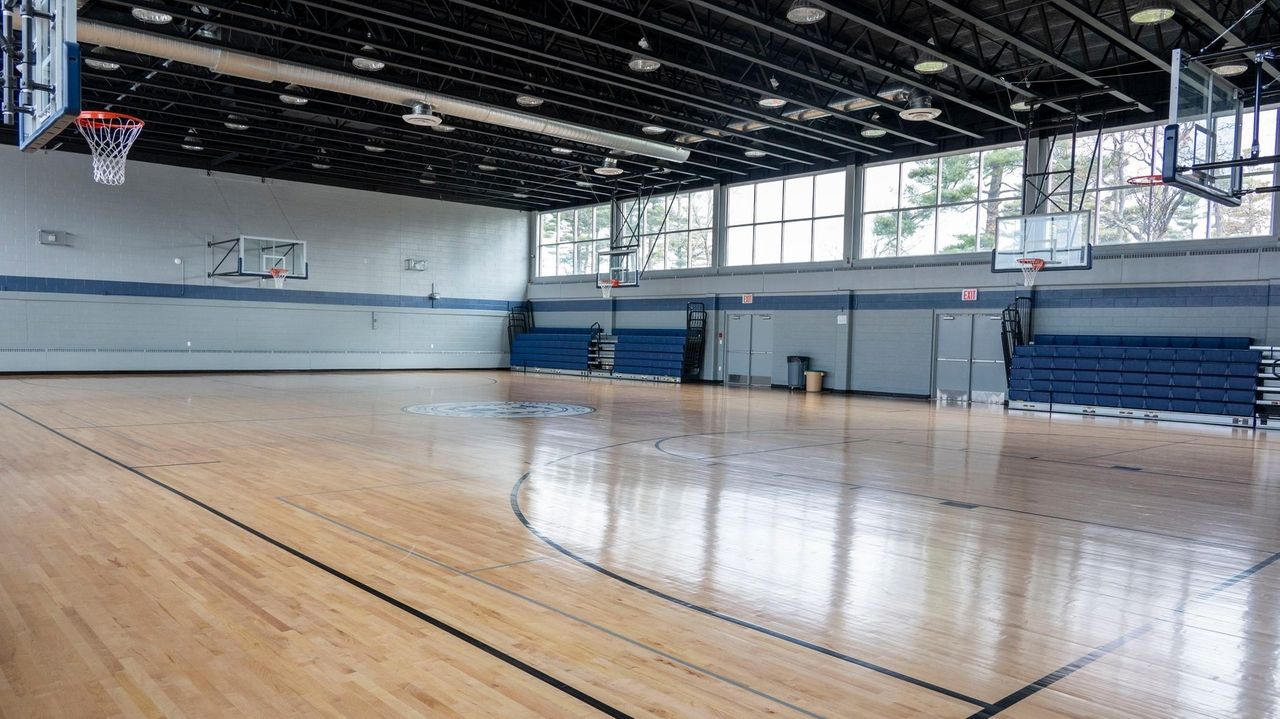 Islip Town completes $1 million renovation of Brentwood Recreation ...