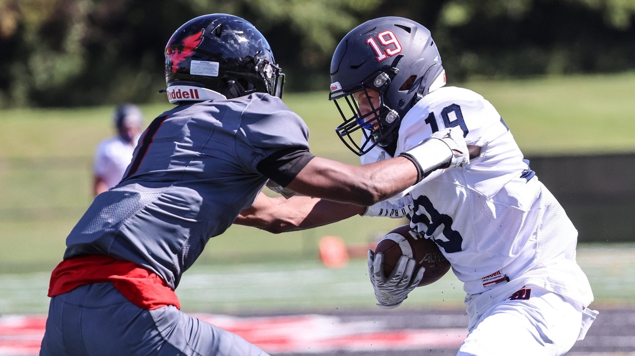 Smithtown West vs. Half Hollow Hills East - Newsday