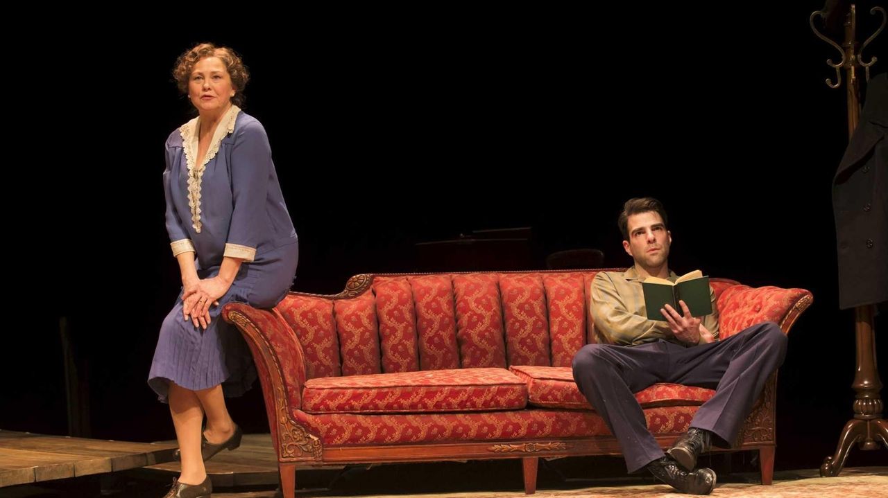 'The Glass Menagerie' review: Dreamlike - Newsday