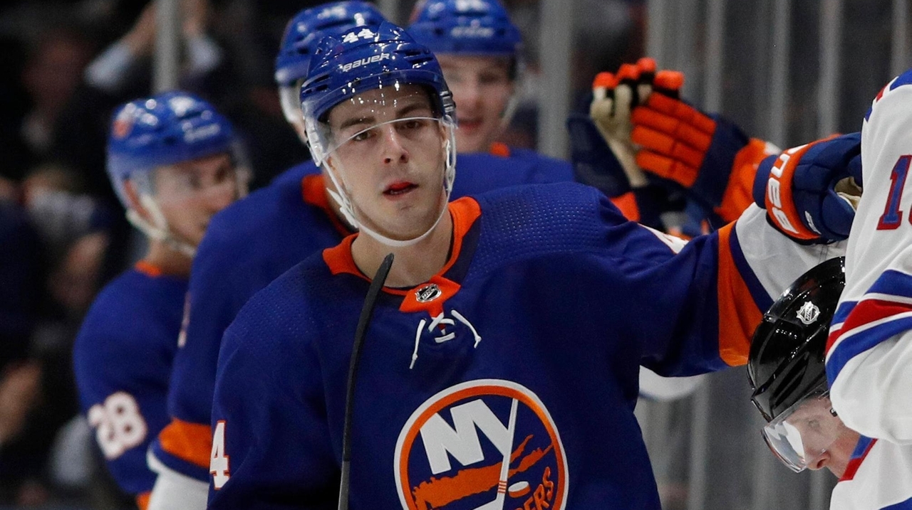 Pageau scores in debut, but Isles fall in OT - Newsday