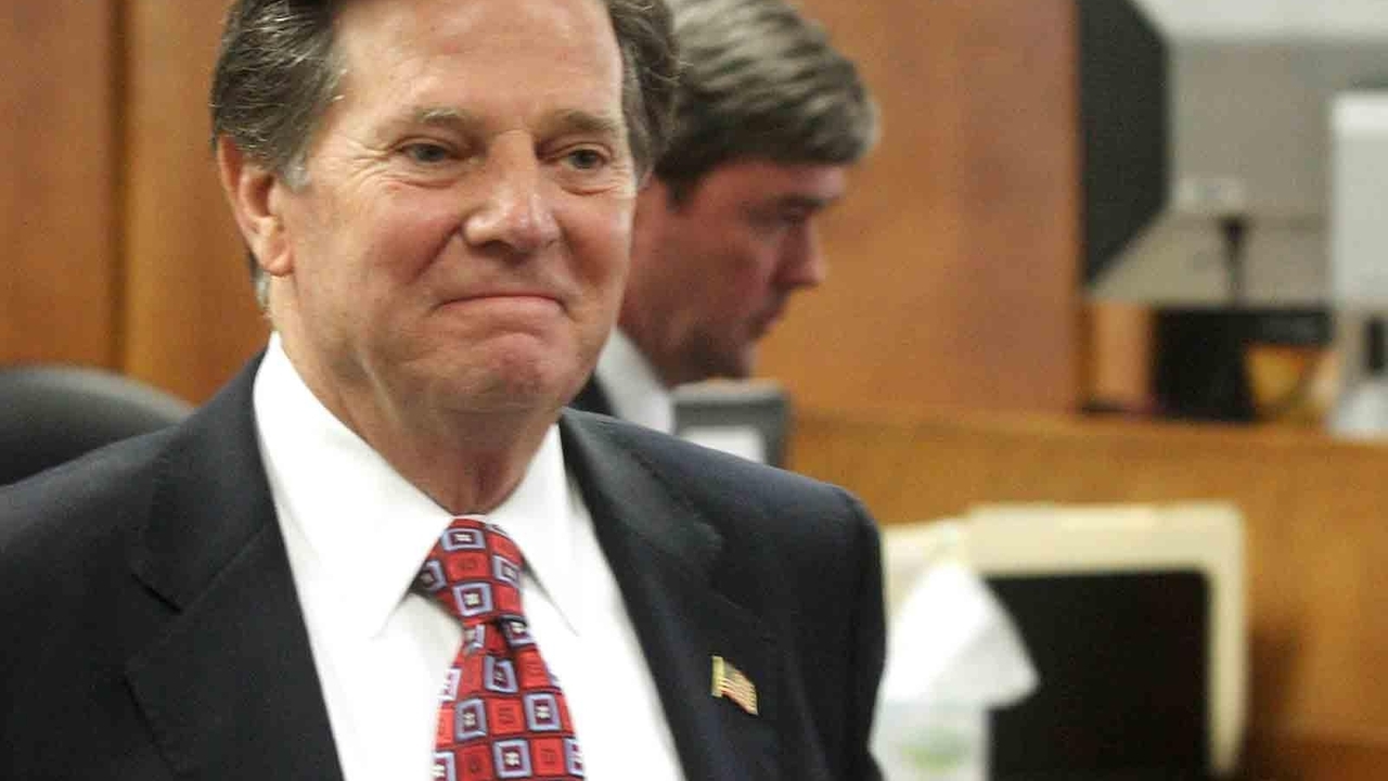 Judge sentences Tom DeLay to 3 years in prison - Newsday