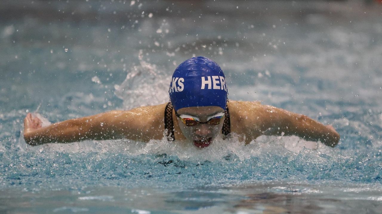 Herricks' Yee, Simons lead way at Nassau girls swimming championships ...