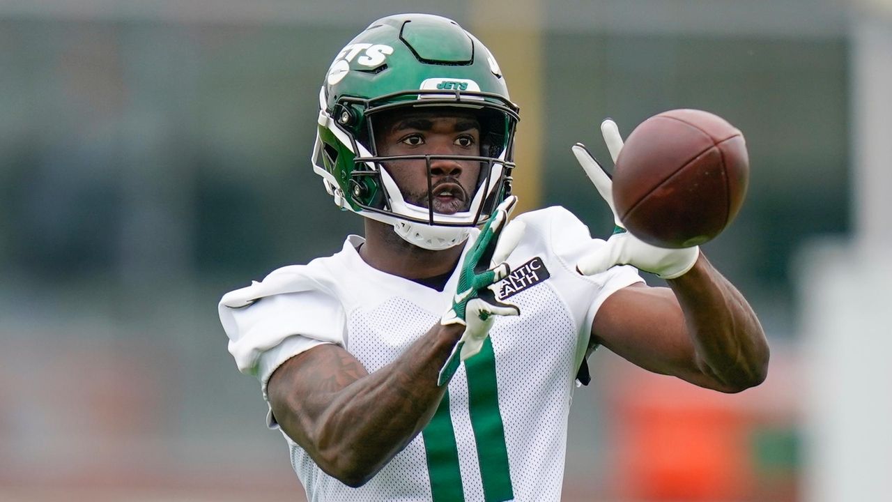 Denzel Mims requests a trade from Jets - Newsday