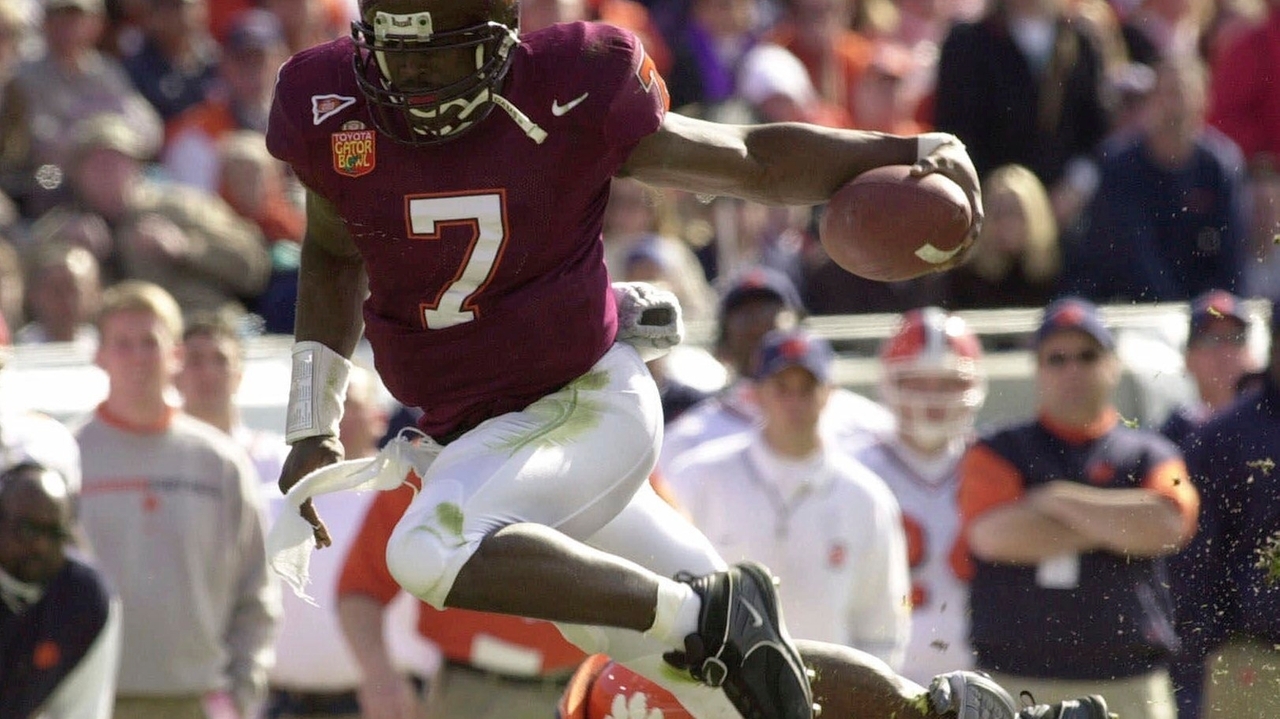 Vick, Fitzgerald and Suggs among stars on College Football Hall of Fame ...