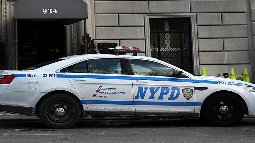 NYPD probes use of its computers to edit Wikipedia entries about Eric ...