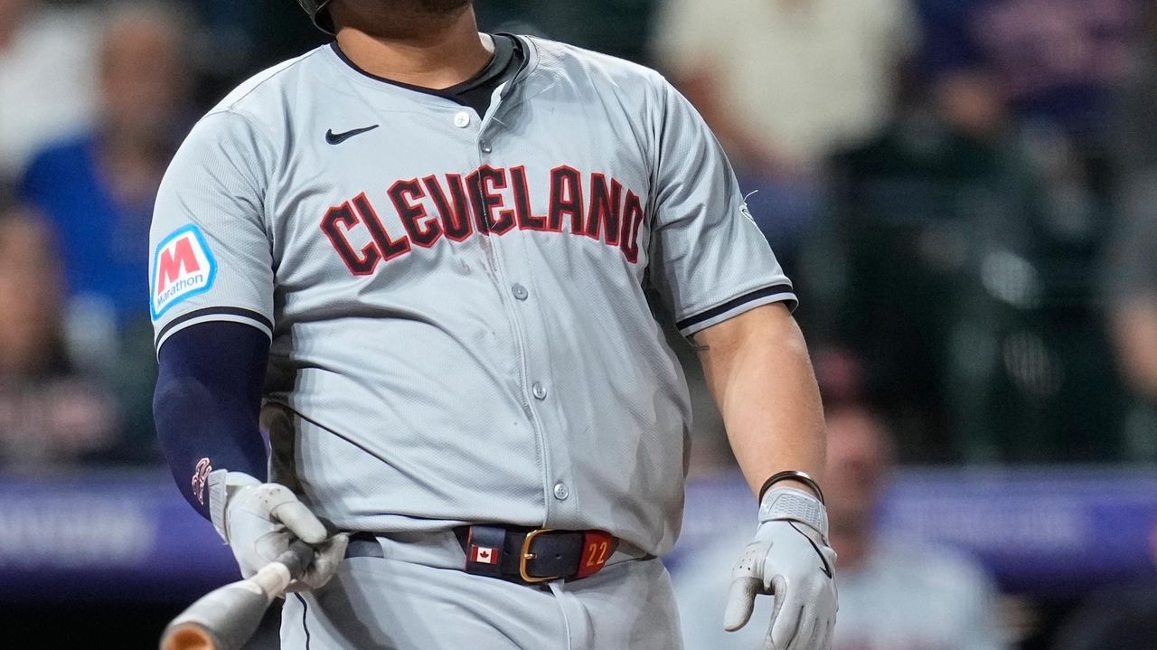 Josh Naylor homers twice, Fry hits tie-breaking homer to lead Guardians ...