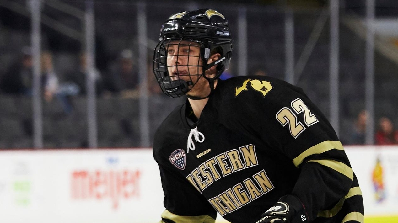 Rangers sign college forward Austin Rueschhoff - Newsday