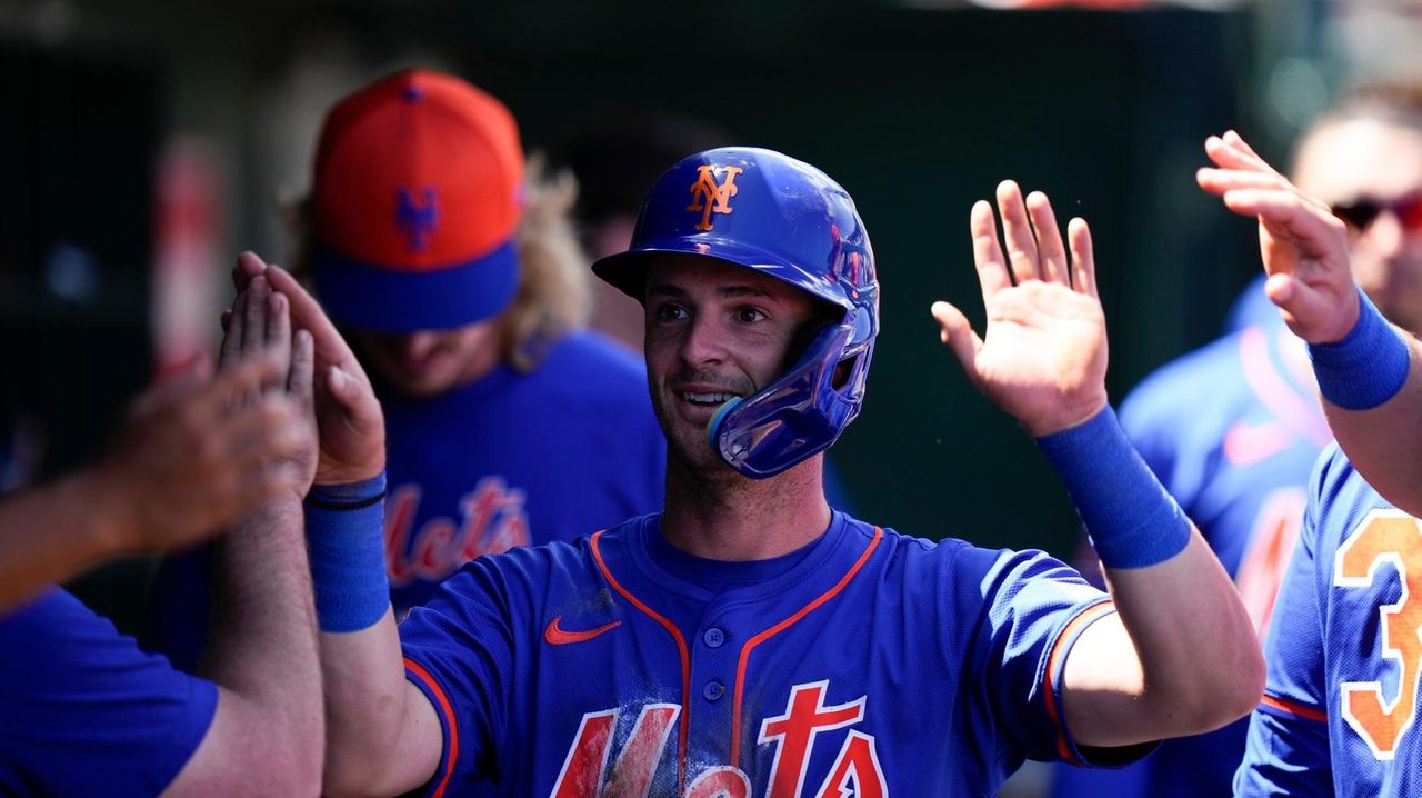 Short named to Mets' roster hours after grandmother's death - Newsday