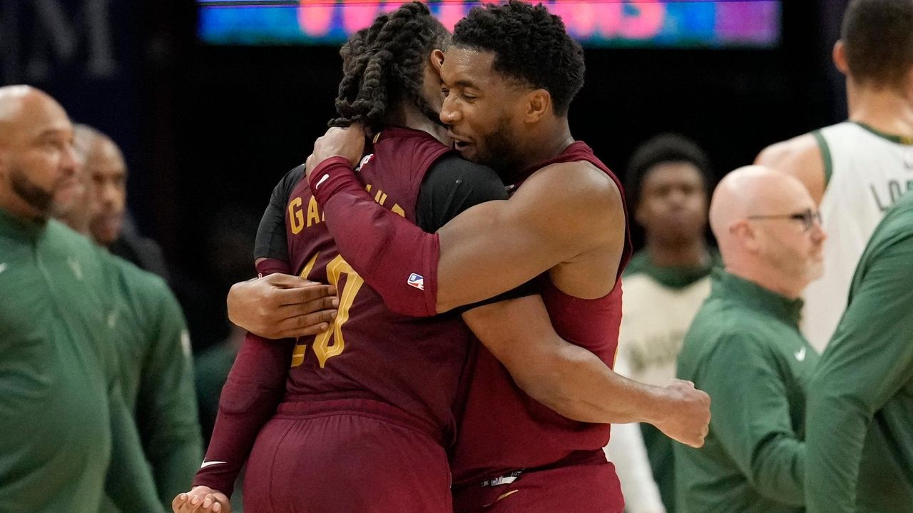 Cavaliers match 1976 squad for best start in franchise history, improve ...