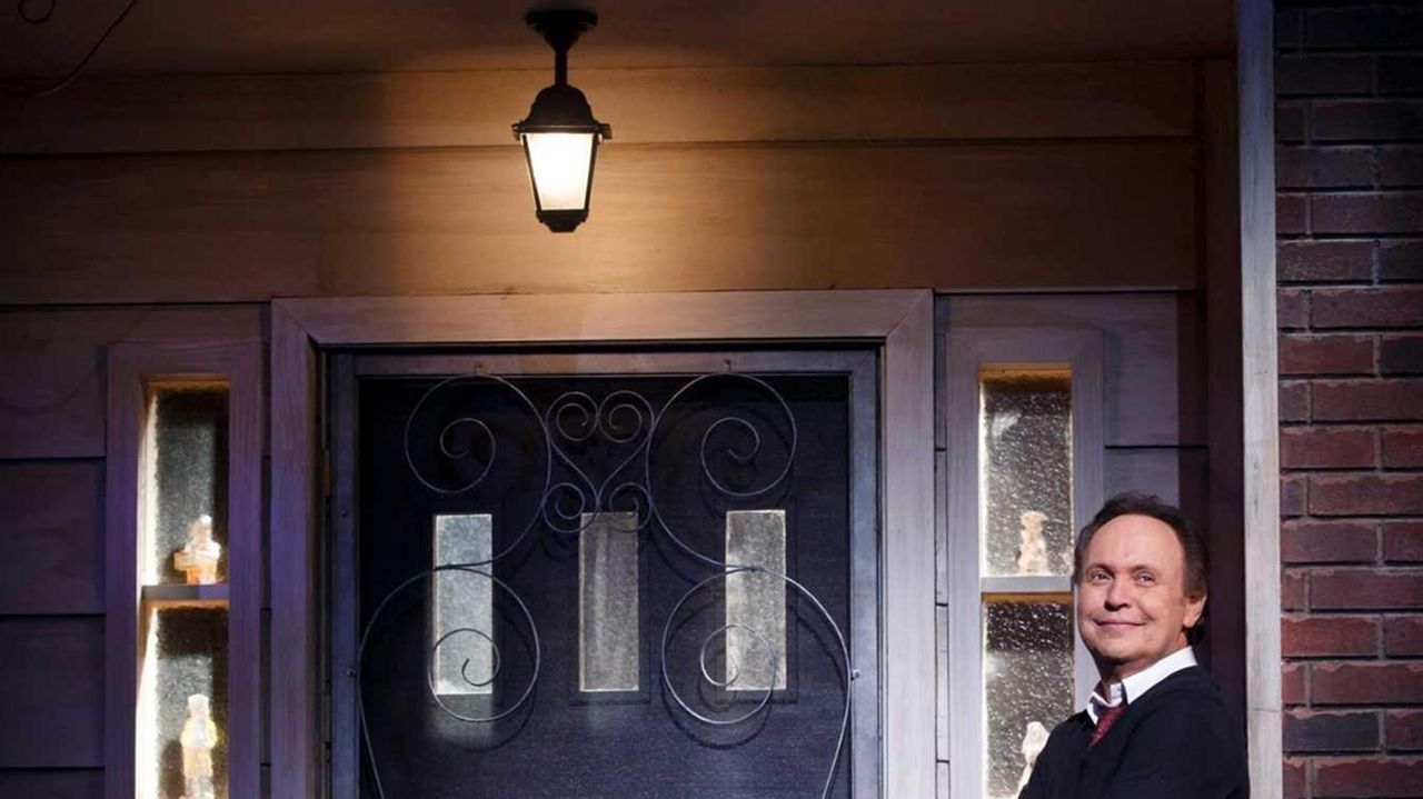 Billy Crystal brings '700 Sundays' to HBO - Newsday
