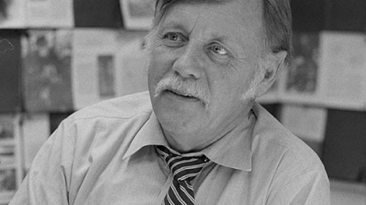 Don Moser, longtime editor of Smithsonian magazine, dies - Newsday