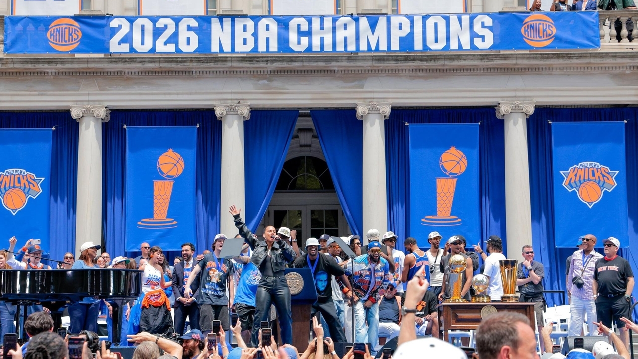 Alicia Keys honors Knicks with Billy Joel classic - Newsday