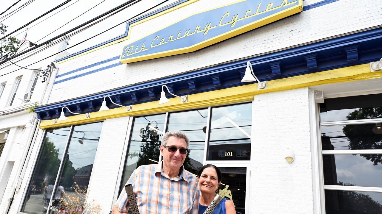 As Billy Joel's motorcycle shop 20th Century Cycles prepares to close ...