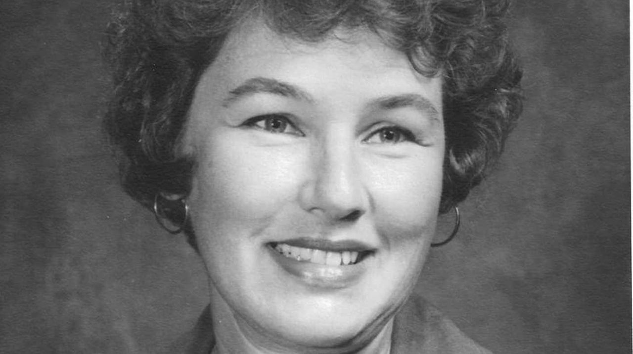 Patricia Paton Rowland of Port Washington dies at 83; devoted teacher ...