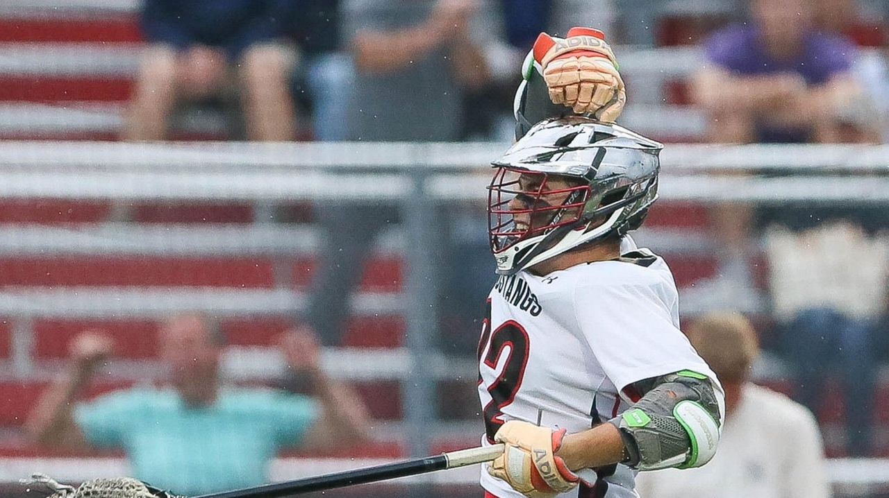Joey Spallina drills game-winner to help Mt. Sinai to LI Class C boys ...