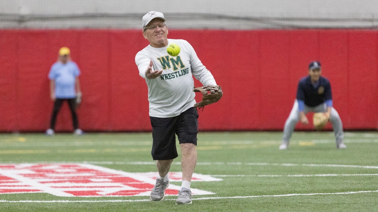 Senior circuit: 60+ indoor softball league on LI field of dreams - Newsday