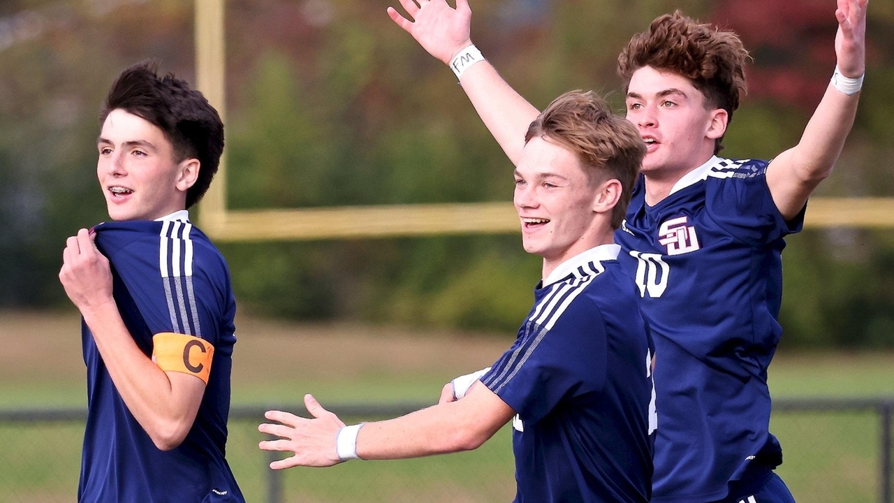 Smithtown West defeats Manhasset for Long Island Class AA title - Newsday
