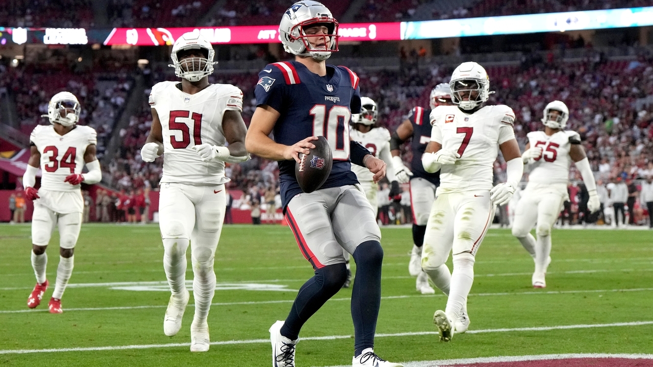 Pats can't gain 1 yard against Cards when they need it. Rest of season ...