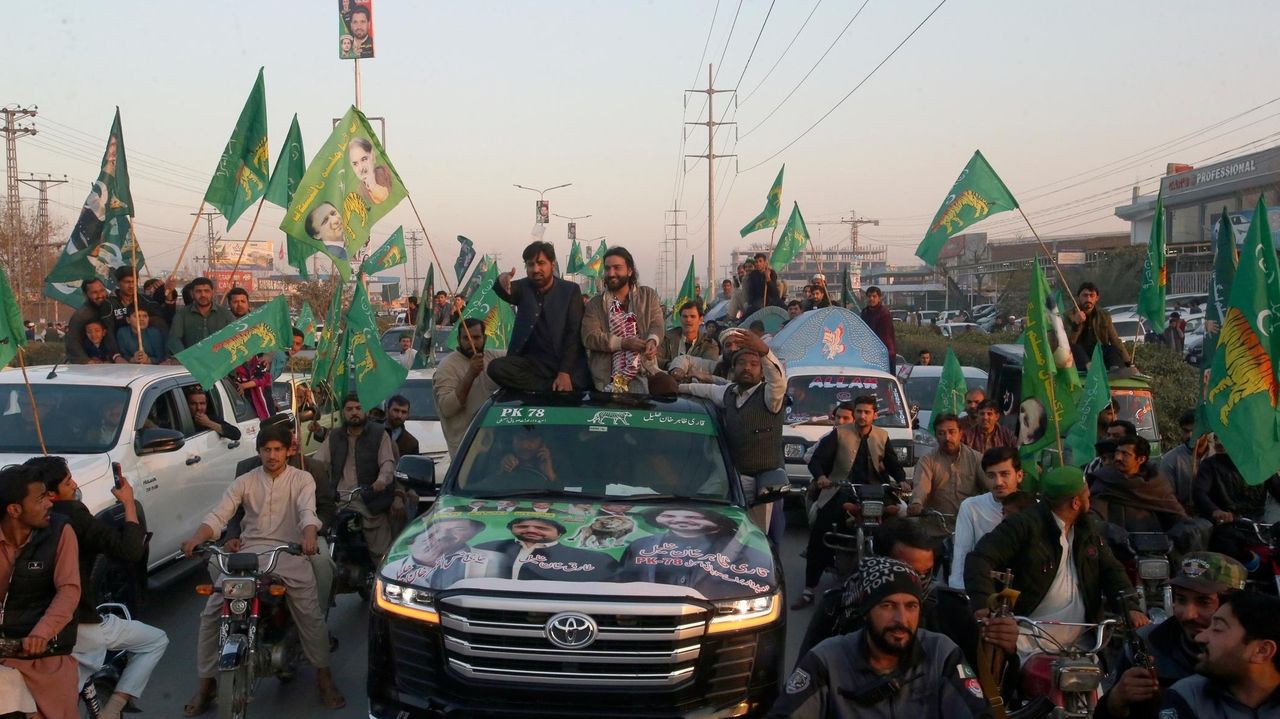 Pakistan's election left no clear winner. So who is likely to govern ...