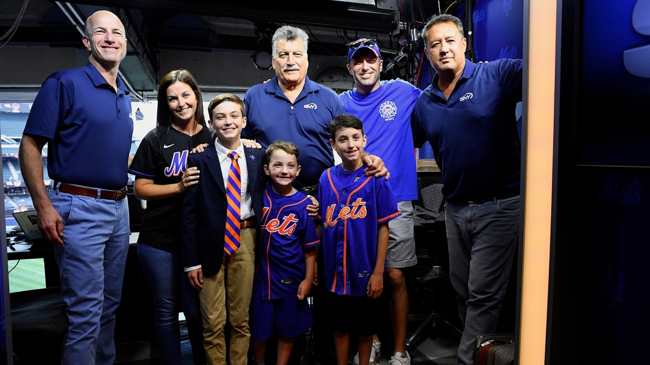 LI's Eddie Kraus calls Mets game with SNY broadcast crew: 'I guess you ...