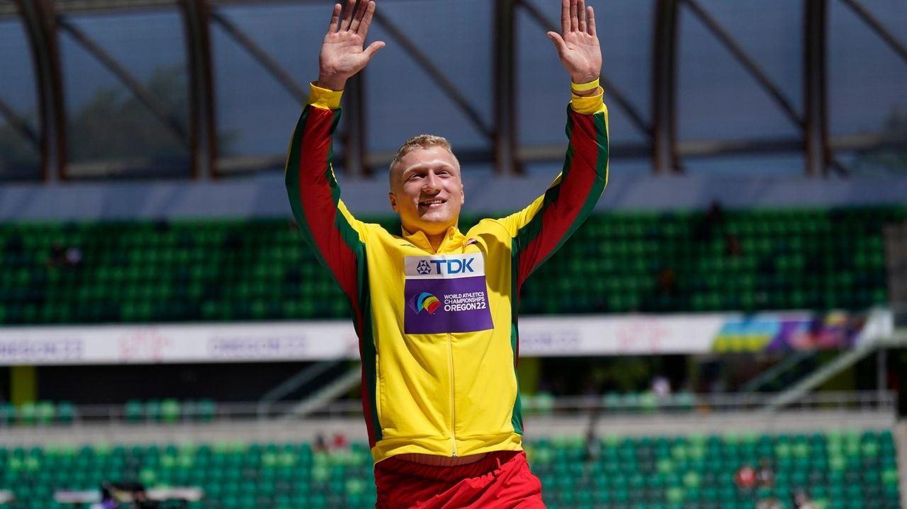 Lithuania's Mykolas Alekna breaks discus throw record that stood since 1986 - Newsday