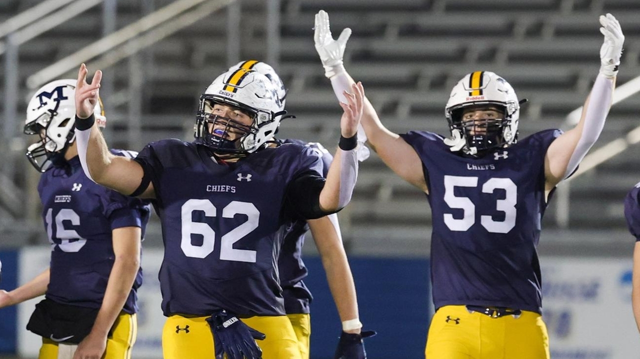 QB Luke Garguilo, Massapequa 'D' lead football team to Nassau I three ...