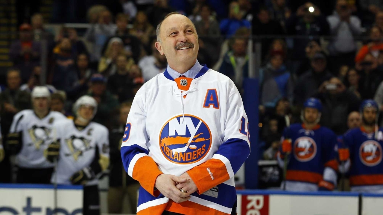 Bryan Trottier back on bench, for now, as coach in new 3ICE hockey ...