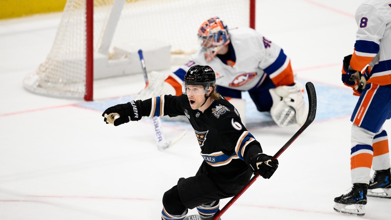Islanders again can't hold third-period lead, fall to Capitals in ...