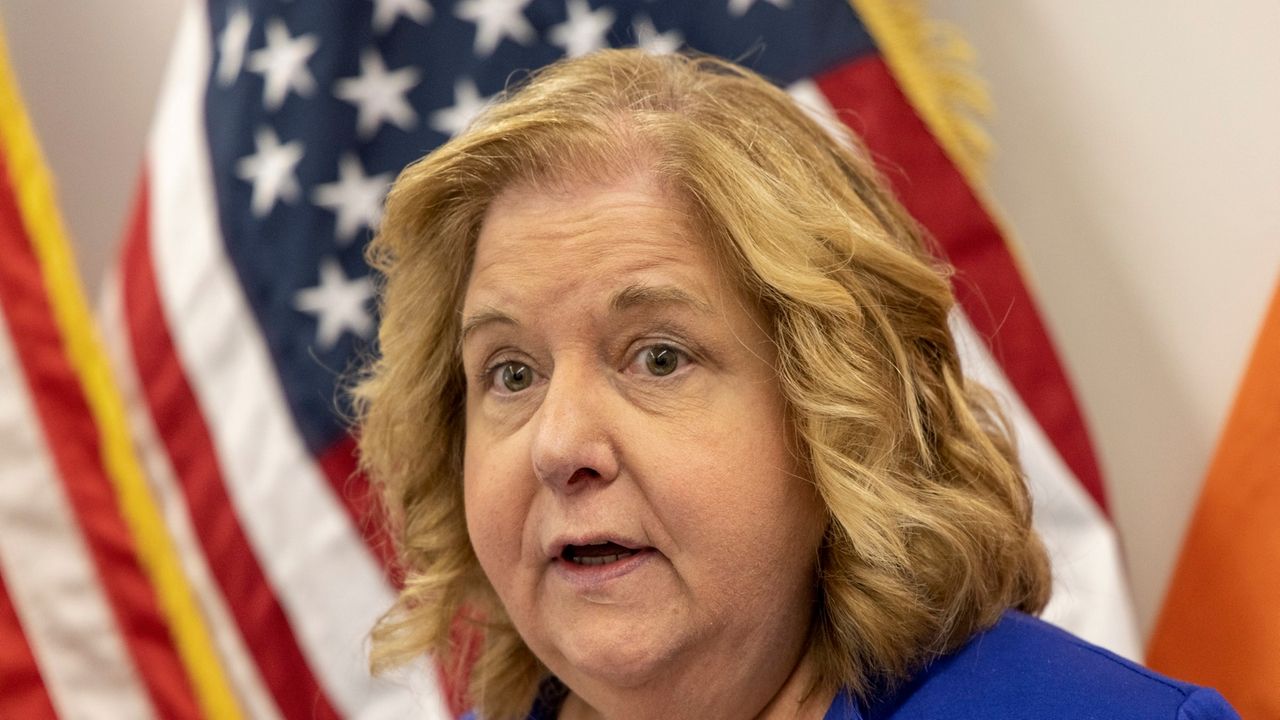 Contractor defrauds homeowners out of $200G, Nassau DA says - Newsday