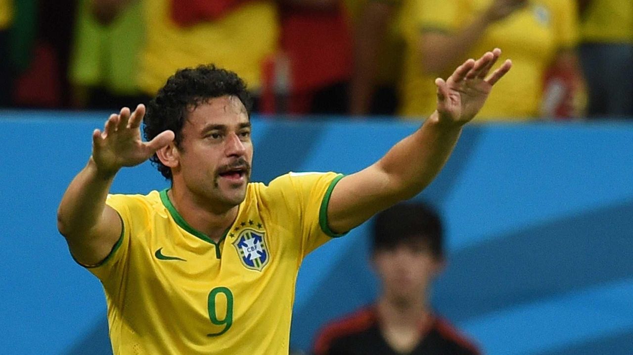 'Mustache goal' gets Brazil's Fred going at World Cup - Newsday