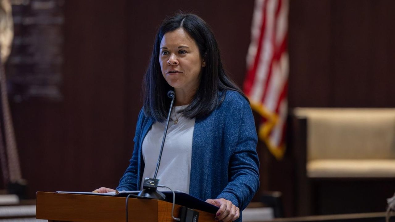 Coalition to save Our Lady of Mercy Academy in Syosset: 'Mercy girls ...