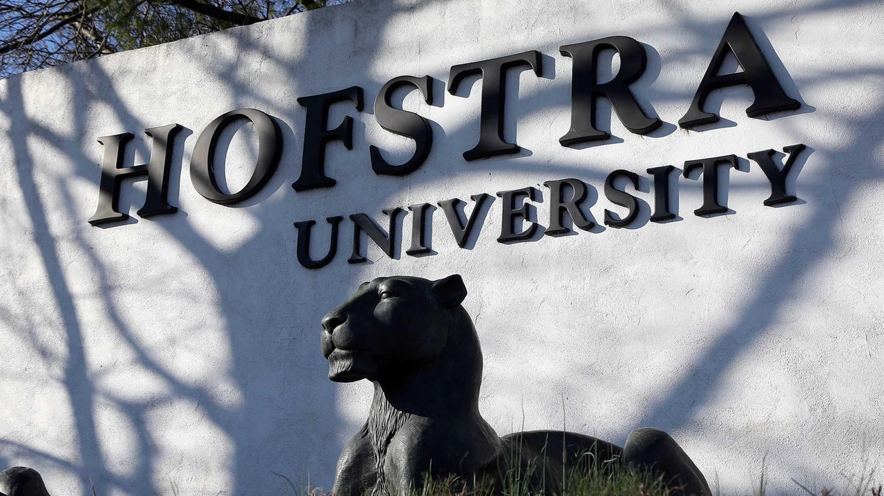 Hofstra expands MBA program into Manhattan - Newsday
