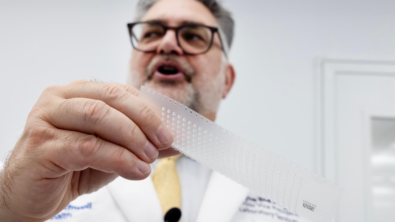 Flu cases surge ahead of last year's level on LI - Newsday