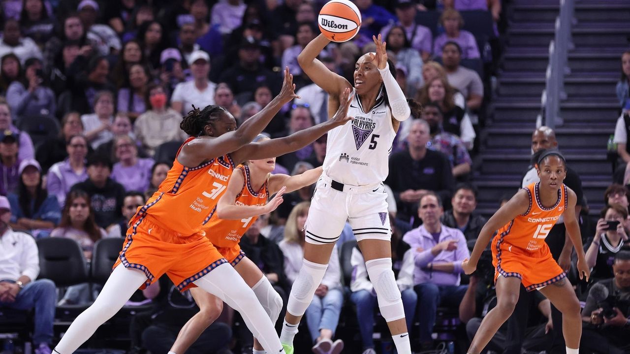 Kayla Thornton scores 21 as Valkyries hand Sun 6th consecutive loss, 87 ...