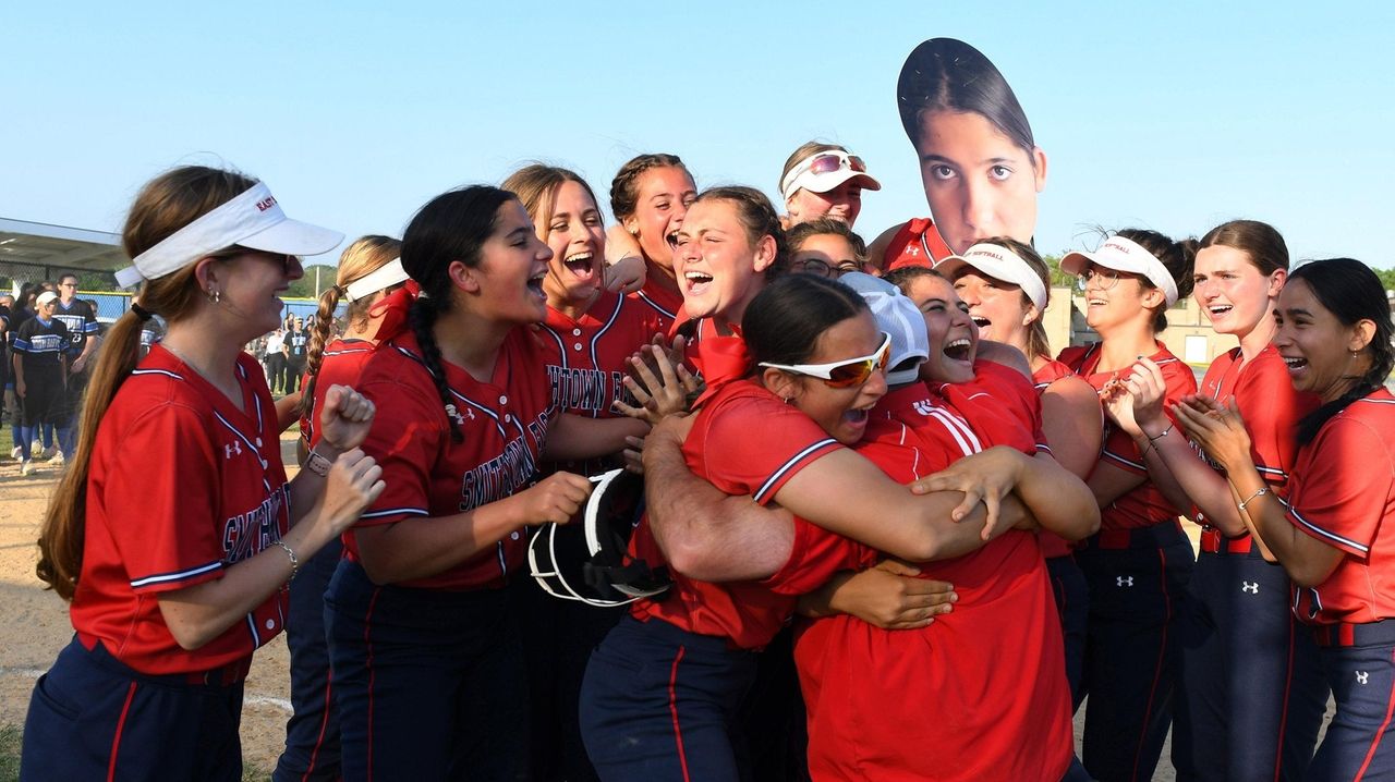 Smithtown East softball checks off preseason goal with Suffolk 'AA ...