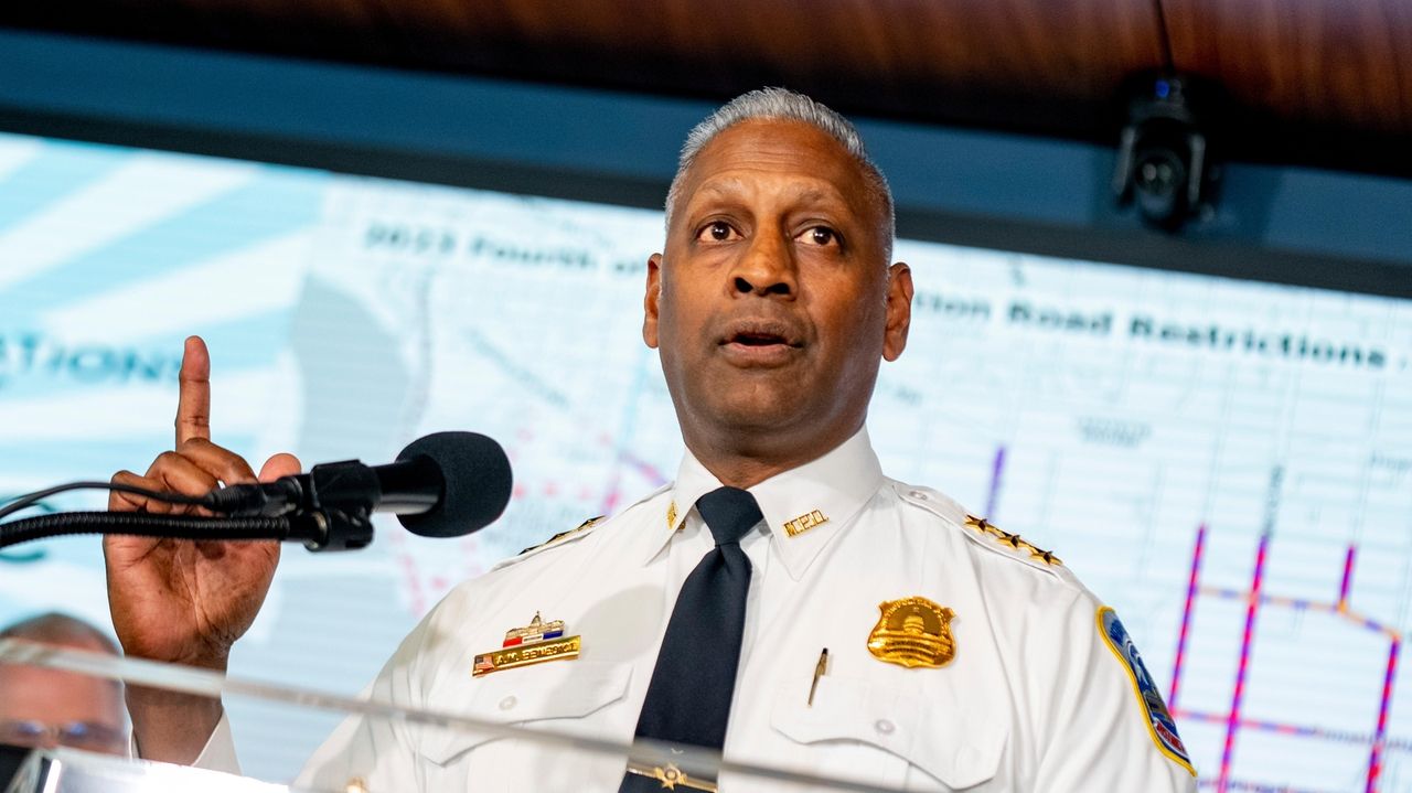 DC promises a 'very, very robust' police presence to maintain public ...