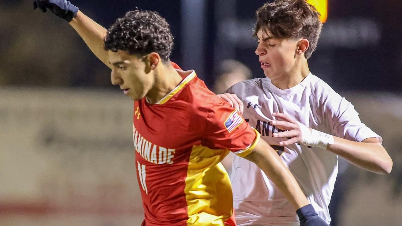 CHSAA boys soccer final: Chaminade vs. St. Anthony's - Newsday