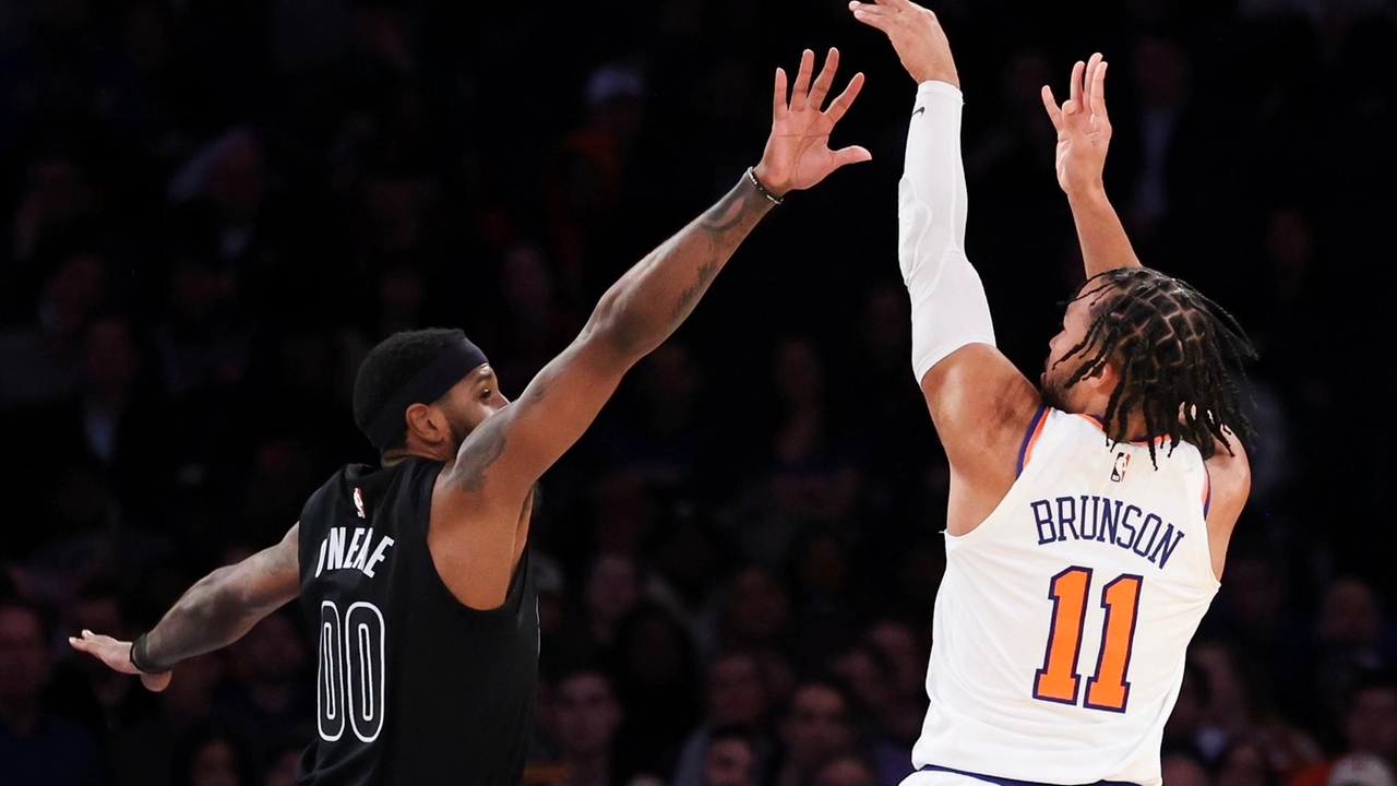 Knicks, retooled Nets trying to remain in postseason race - Newsday