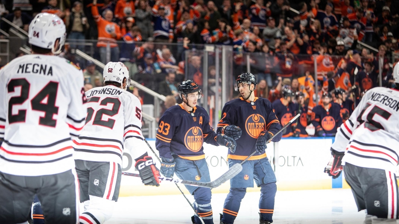 Oilers win 15th straight game with 3-0 victory over Blackhawks - Newsday