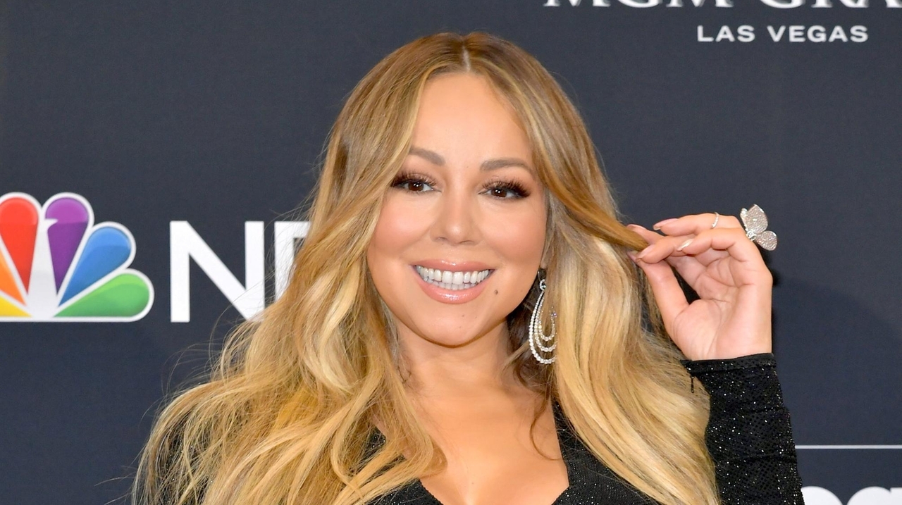 LI's Carey opens up about her love life: 'I'm kind of a prude' - Newsday