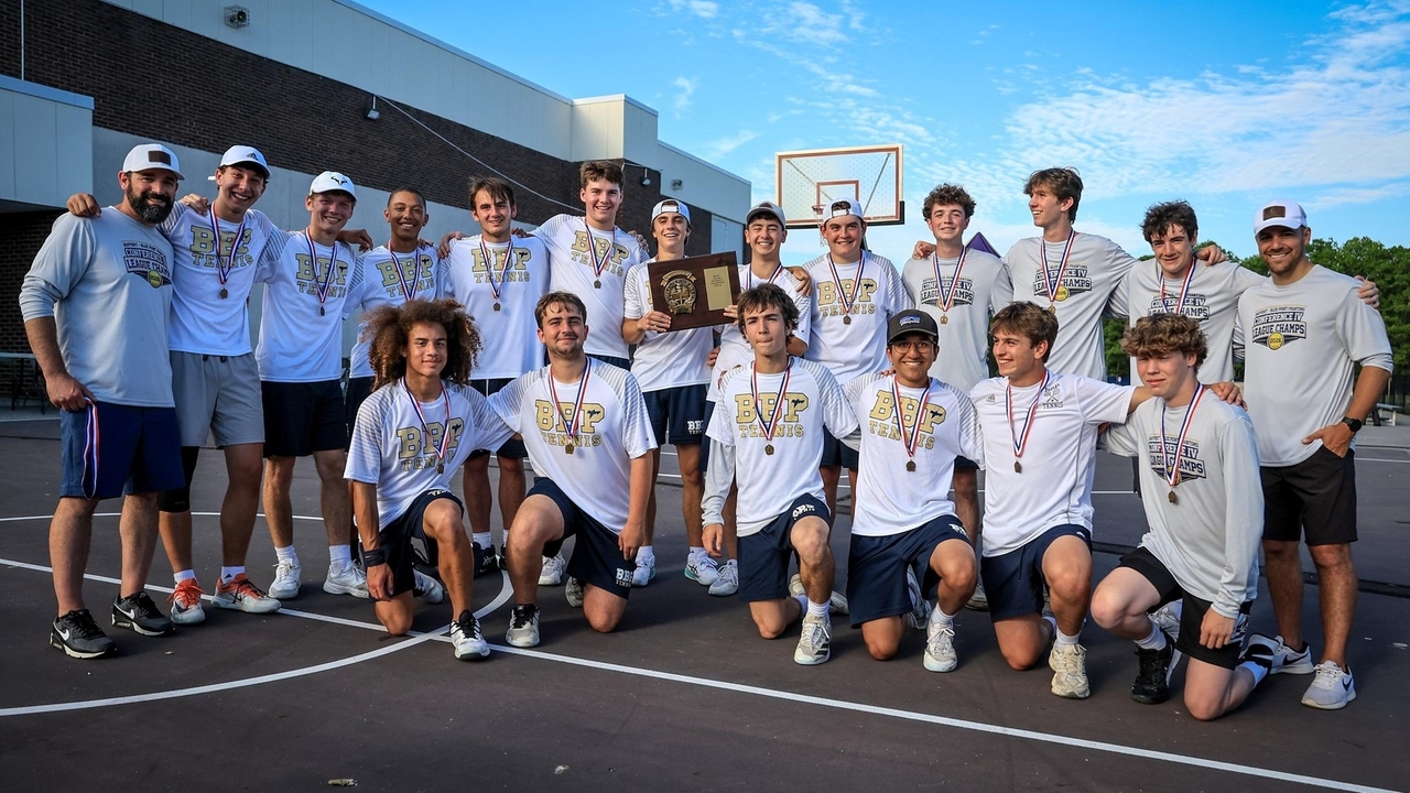 Bayport-Blue Point boys tennis' Aidan Apicella, Nick Byman clinch ...