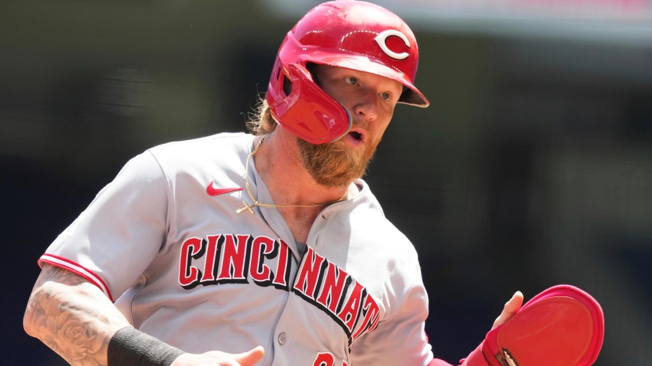Reds place outfielder Fraley on injured list with left calf tenderness ...