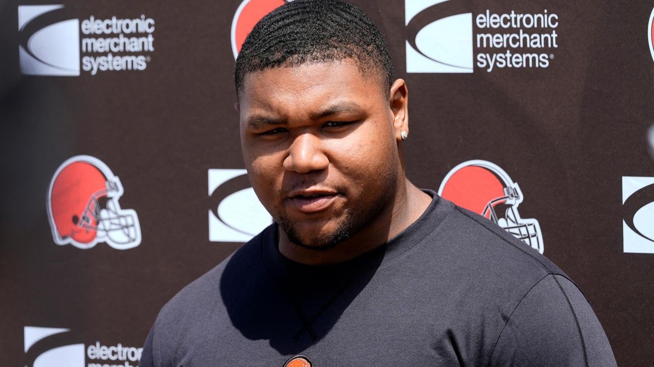 Browns rookie DT Mike Hall Jr. suspended 5 games over domestic ...