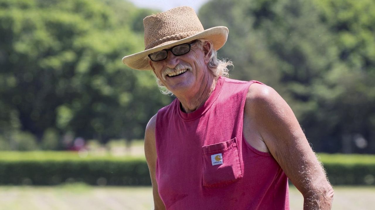 Police: North Fork farmer Lyle Wells killed in accident - Newsday