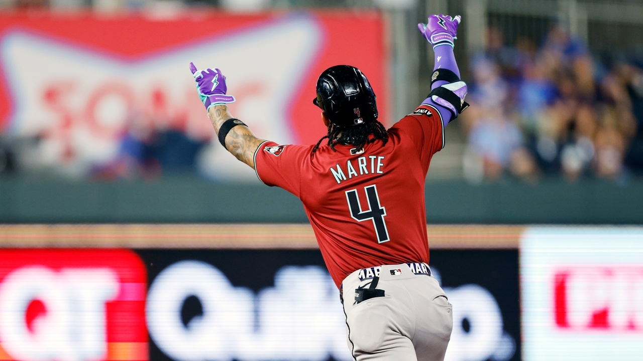 Gabriel Moreno hits go-ahead double in 5-run 9th inning, the ...