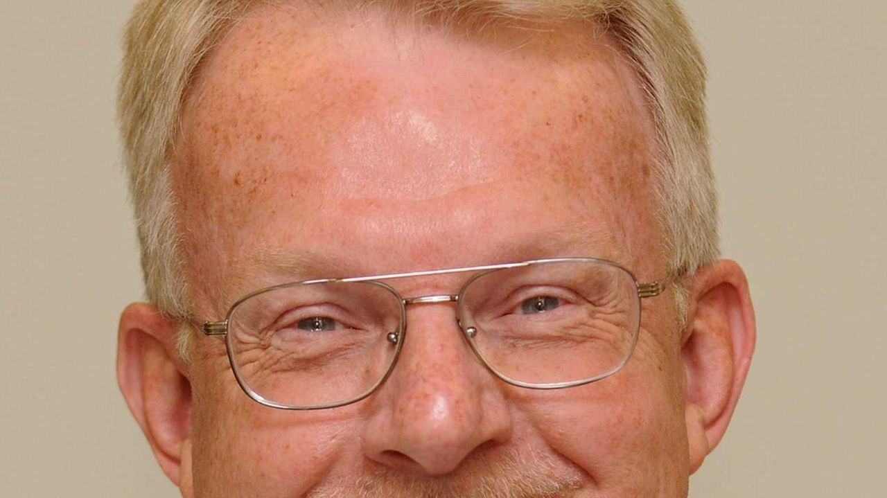 Sweeney, dean of Suffolk Assembly delegation, won't run for re-election ...