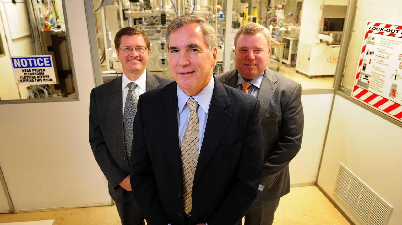 Veeco Instruments CFO steps down - Newsday