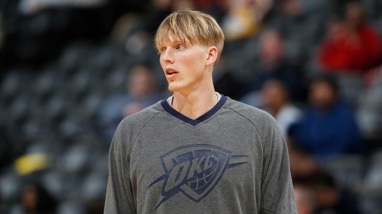 Former Duke player Kyle Singler charged with assaulting girlfriend in ...